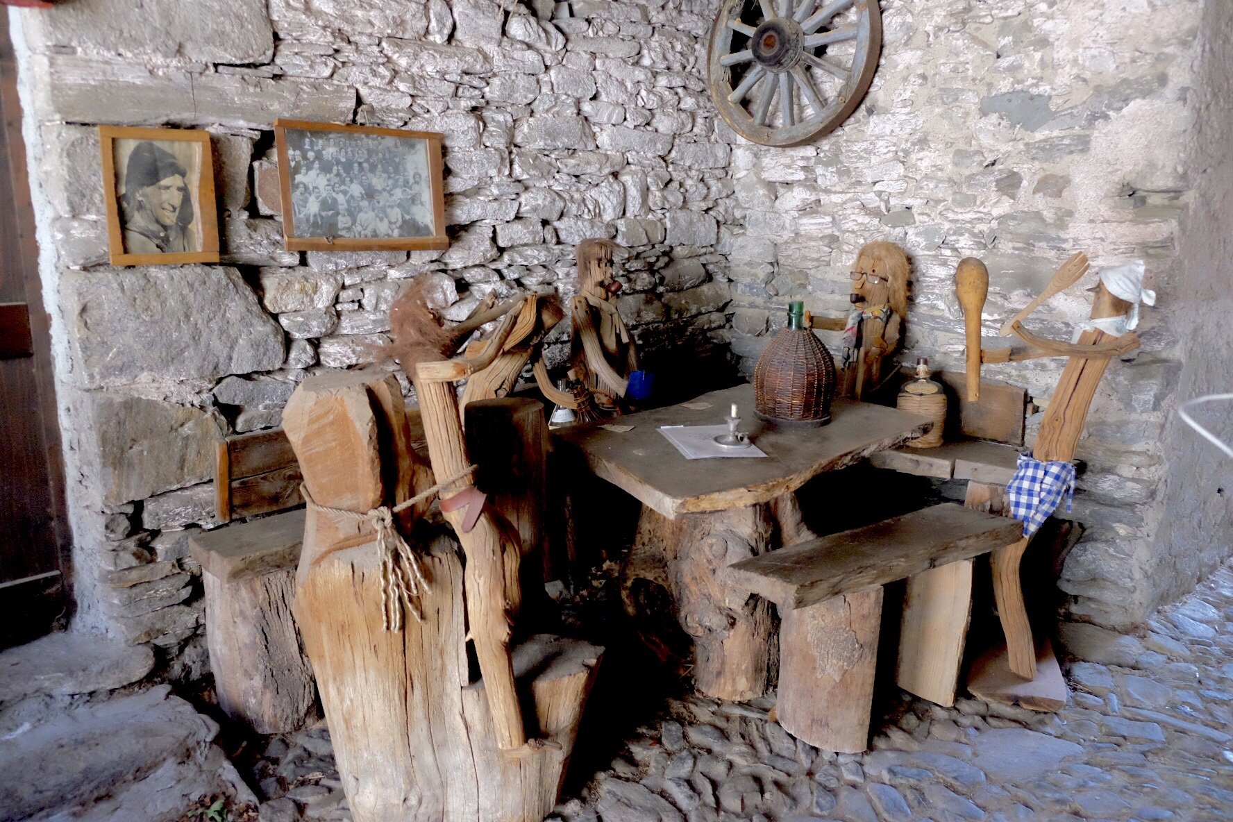 The village of Musignano and its wooden people on Lake Maggiore. - Like ...